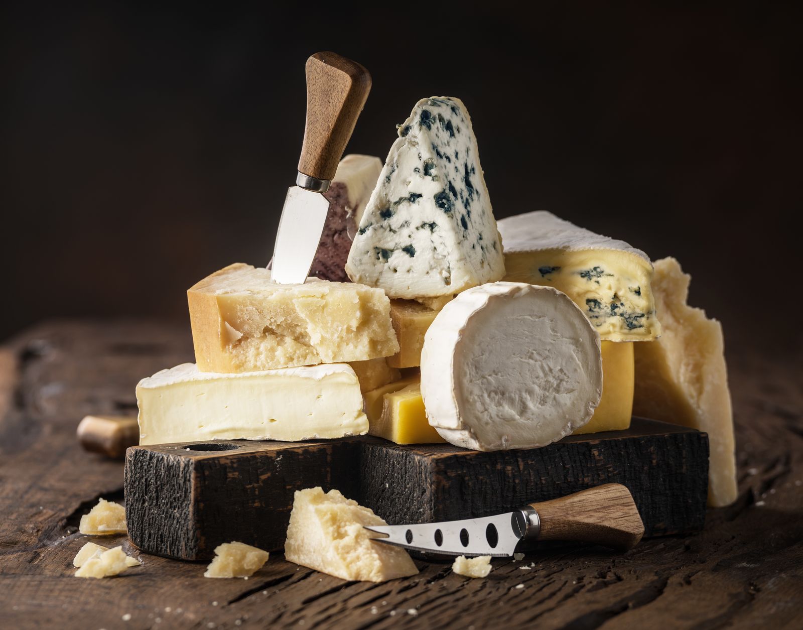 Dietitians Reveal 12 Possible Side Effects Caused by Excessive Cheese ...