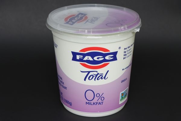 13 Healthiest Lactose-Free Yogurts, According to a Dietitian