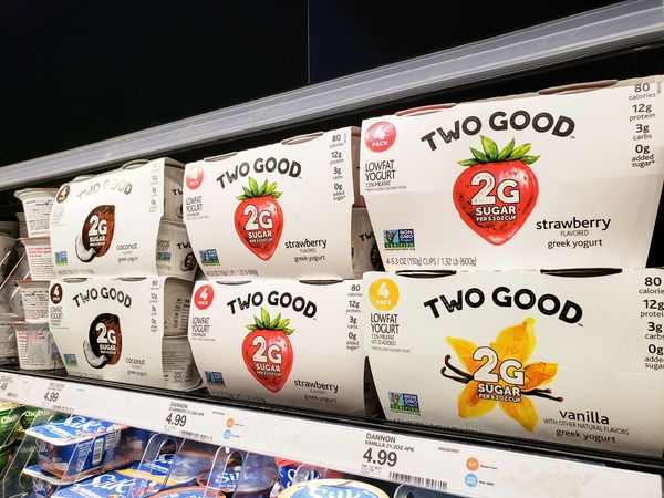 The 11 Best Yogurts for Weight Loss, According to Dietitians