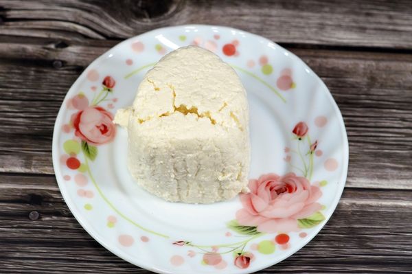 5 Healthiest Cheeses You Can Eat With High Cholesterol